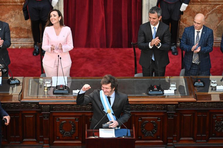Milei Cita El Viernes A Todos Los Gobernadores Como Paso Previo Al