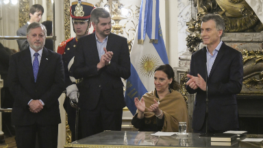 Funes de Rioja: El eje es producción, empleo y exportación - Resumen 3 ...