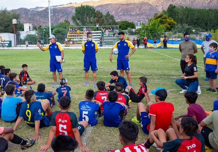 La Rioja: más de mil chicos se probaron para jugar en Boca - Resumen 3 ... La Rioja: más de mil chicos se probaron para jugar en Boca - Resumen 3 ...